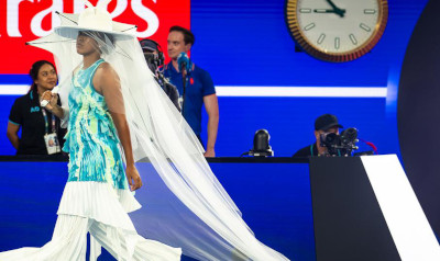 Osaka’s jellyfish dress and iconic accessories steal the show in Aussie ...